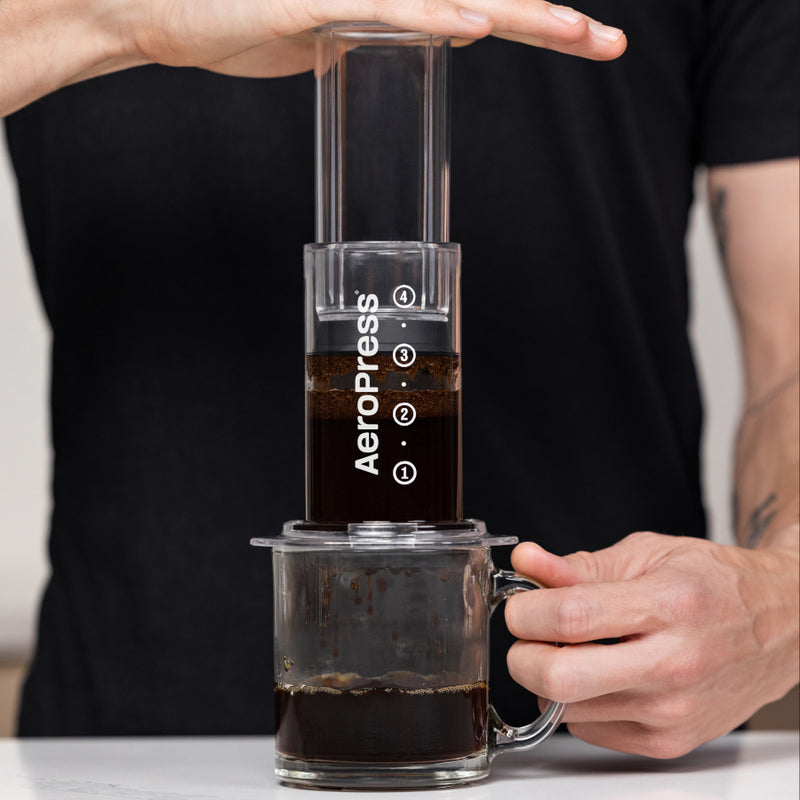 AeroPress Flow Control Filter Cap | Espresso - Style Crema